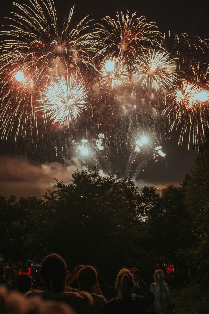 Budget-Friendly Event Planning Tips – Saylor Wren